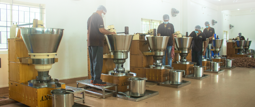 Discover the Benefits of Wood Pressed Oils - About Saptham